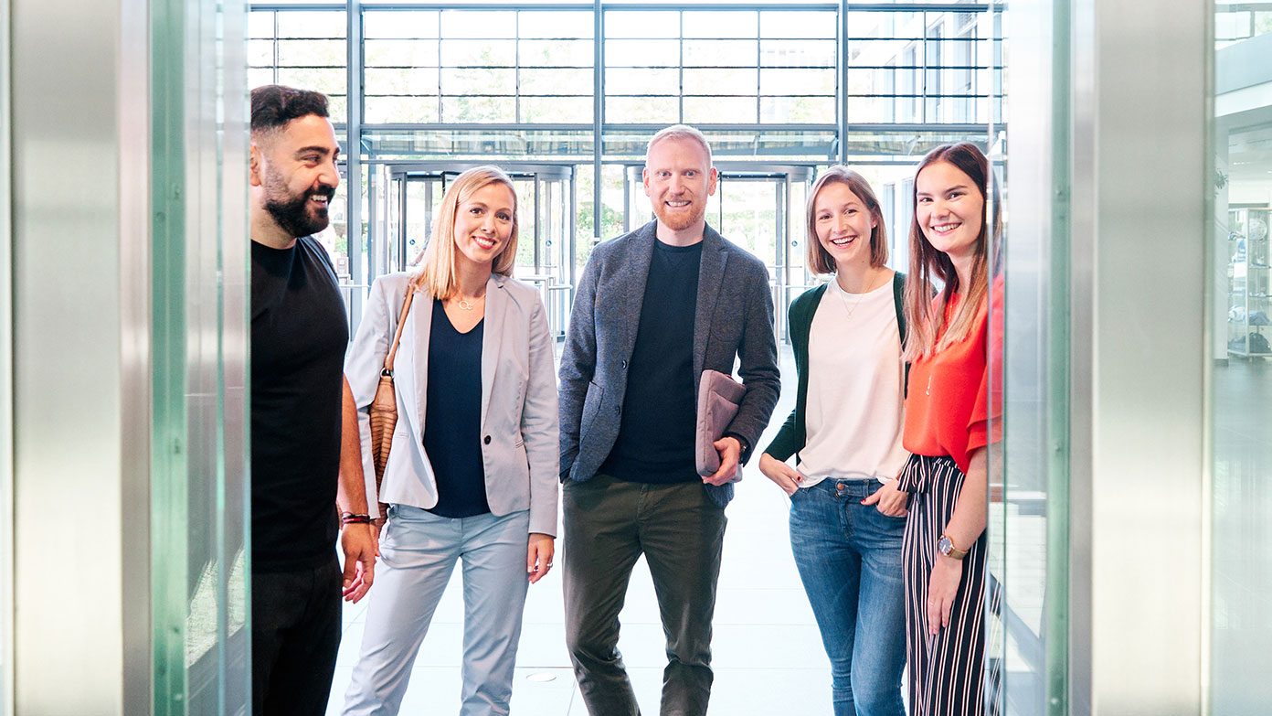 R+V Versicherung | DZ BANK